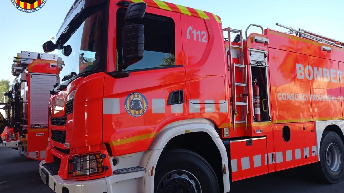 Fire Engine Donated By Valencia To Town In Palestine | Valencia Life